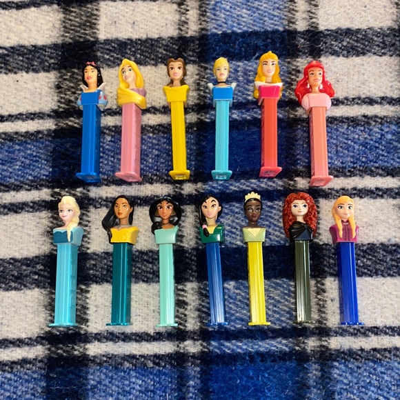 PEZ | Other | Classic Pez 3 Original Disney Princess Pez Dispensers Os ...